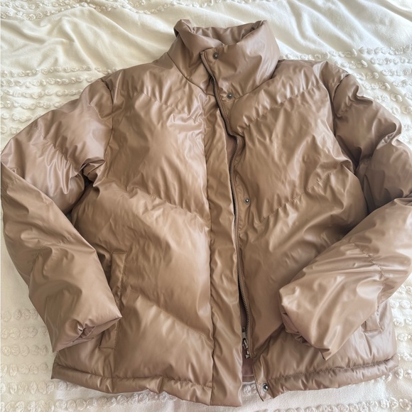 BB Dakota | Jackets & Coats | Bb Dakota Beige Puffer Jacket | Poshmark